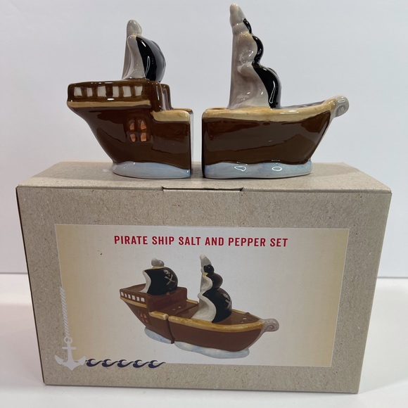 Dining | Collectors Pirate Ship Salt And Pepper Shakers | Poshmark